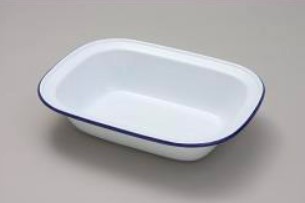 FALCON ENAMEL RECTANGULAR PIE DISH - 12 X 16CM - Woodbridge Kitchen Company
