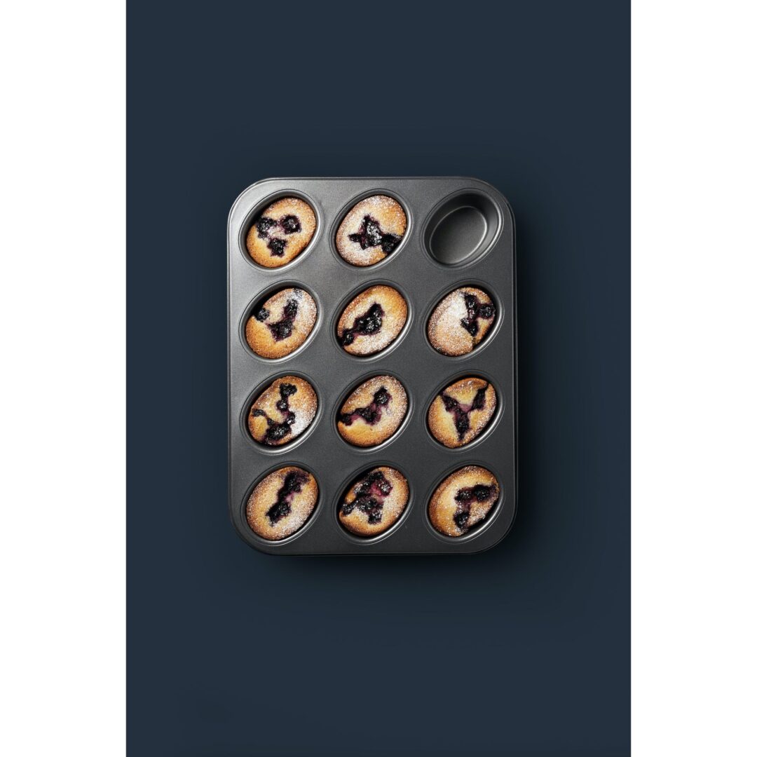 BROWNIE PAN 34 X 20CM NON STICK - Woodbridge Kitchen Company