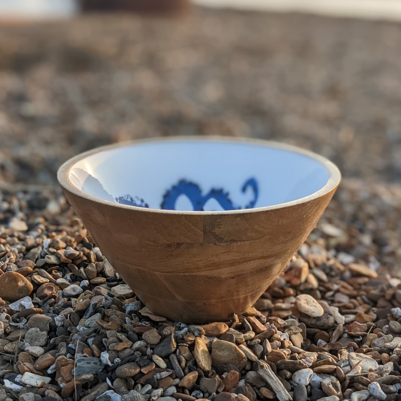 MANGO WOOD SMALL 10CM BOWL - OCTOPUS