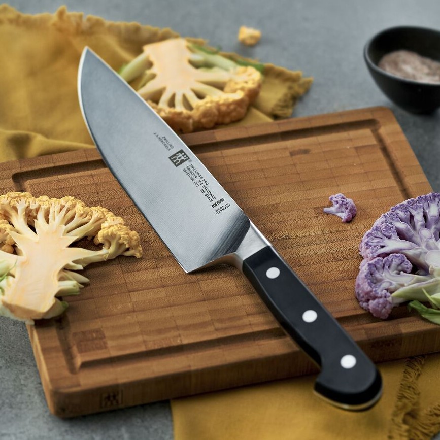 ZWILLING HENCKEL 'PRO' COOKS KNIFE - 20CM - Woodbridge Kitchen Company